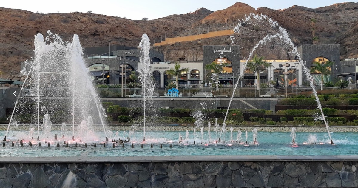 Winkelcentrum Mogan Mall in Puerto Rico - NVGC
